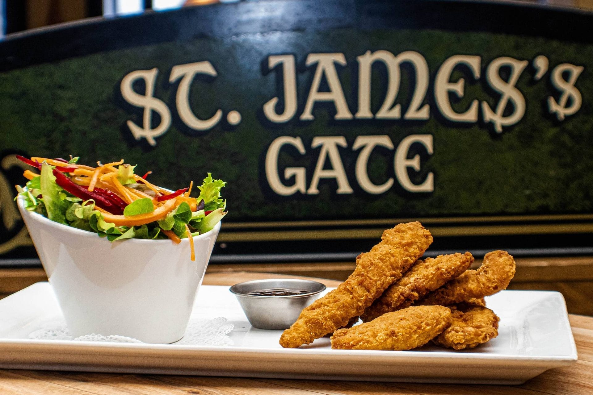 10+ Best Irish Pubs in Toronto (Ontario) • HUNGRY 416