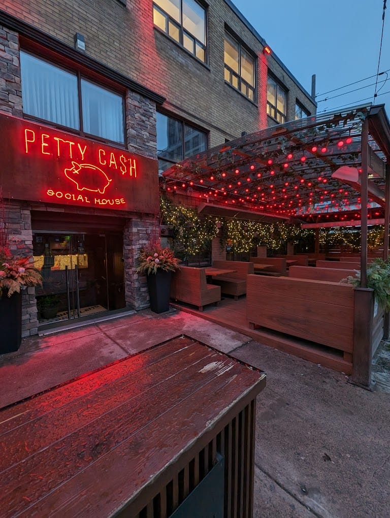 Petty Cash: Trendiest Bar With Club Vibes In Toronto • HUNGRY 416
