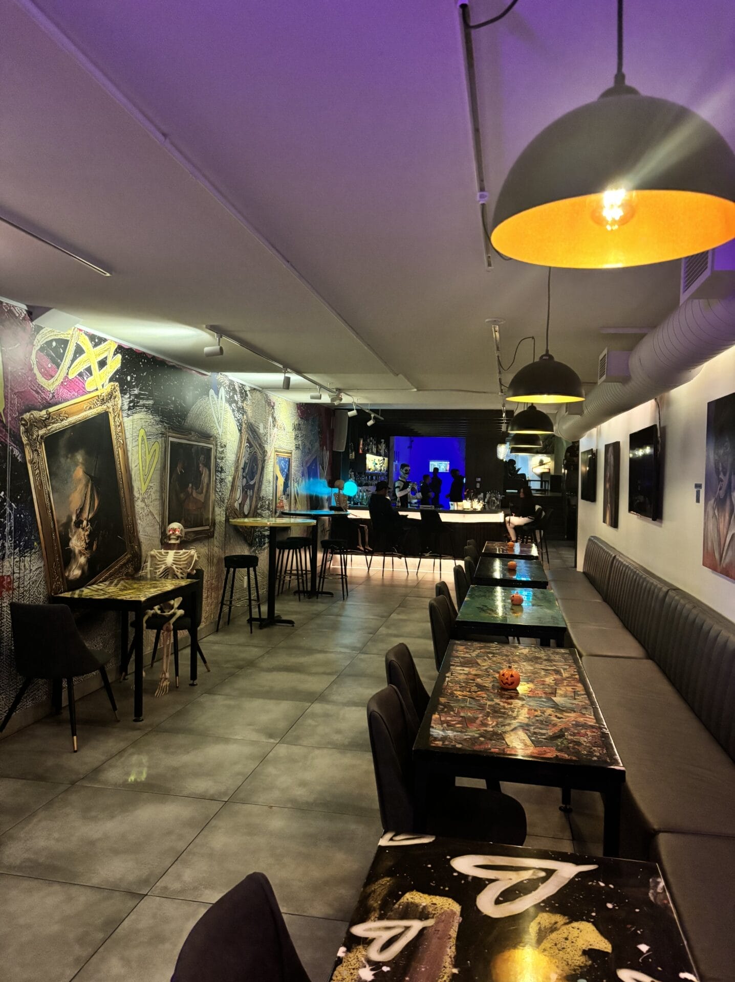 Canvas Art Bar: Instagram-Worthy upscale Bar in Mississauga • HUNGRY 416